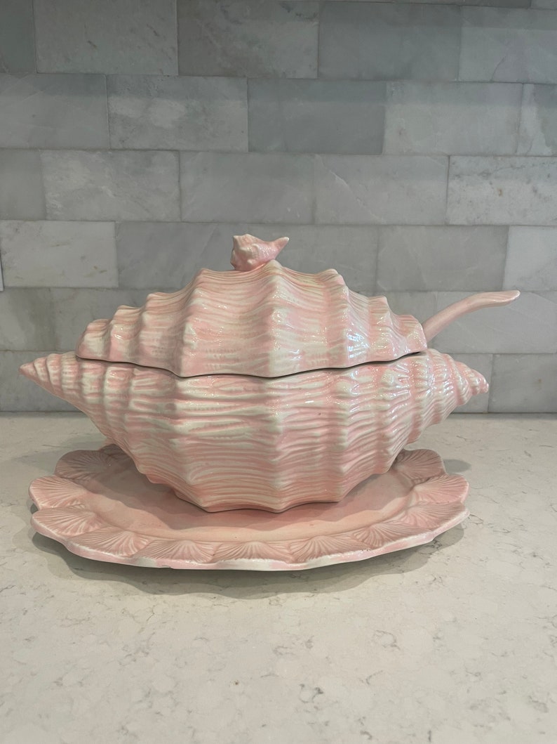 RARE Pink Ceramic Conch Shell Lidded Soup Tureen Plate Ladle Serving ...