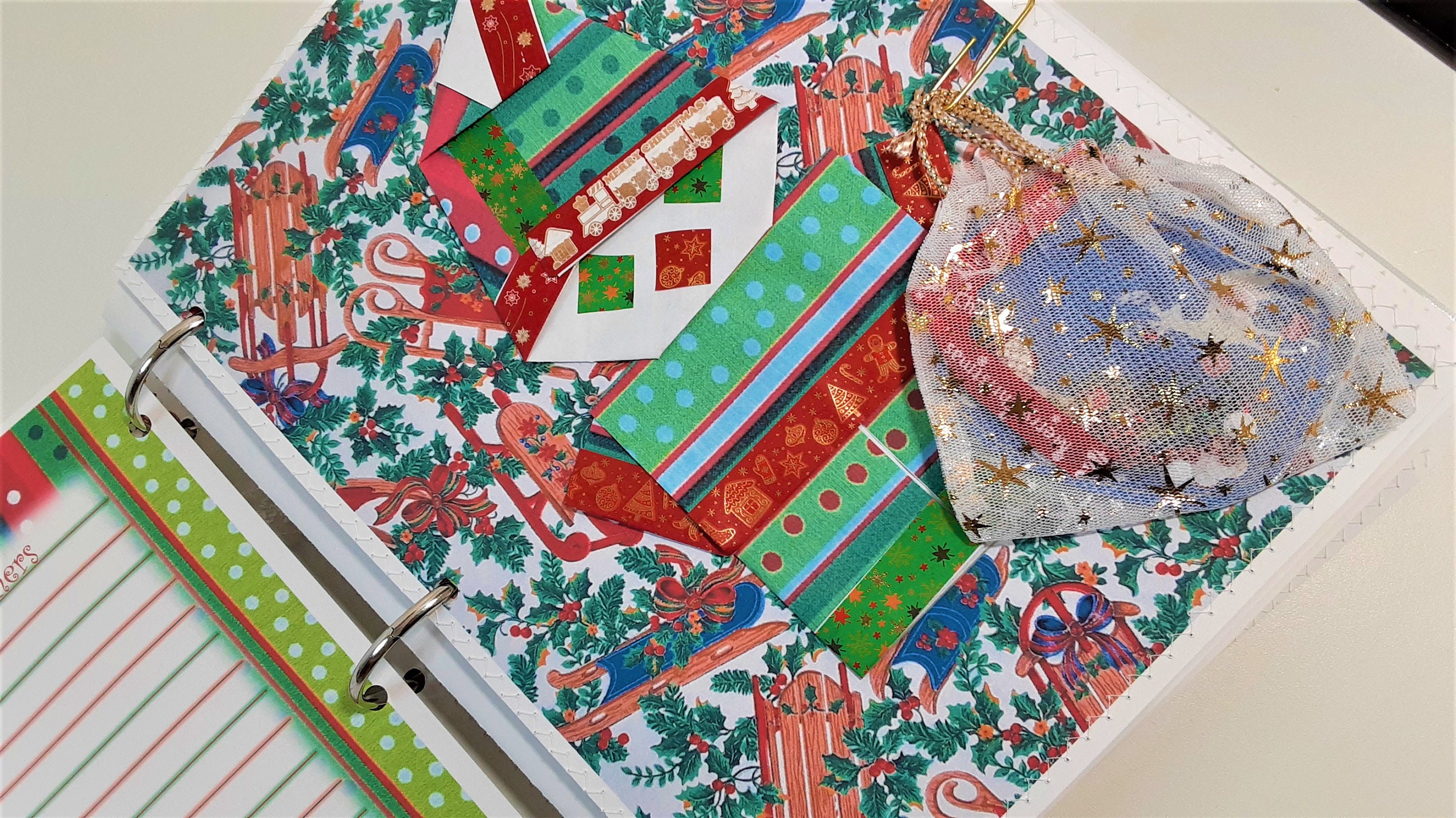 PRINTABLE-DIY Kids Christmas Treasure Book With Surprises Tucked in ...