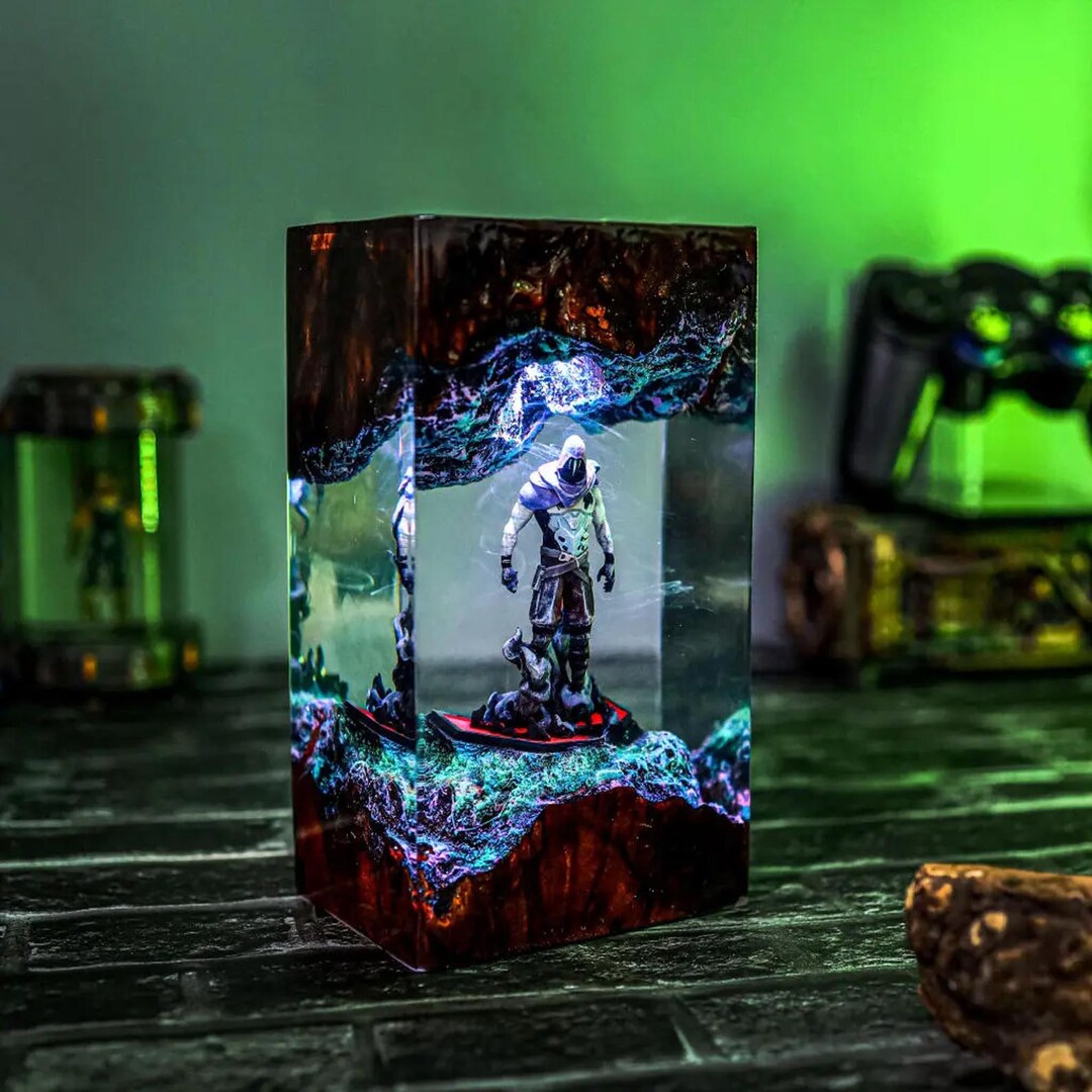 Om.en V/al.or.ant Game Handmade Resin Lamp,diorama Resin Epoxy,epoxy ...