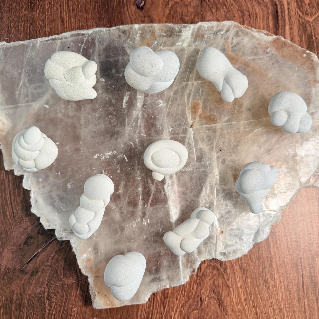 Moroccan White Menalite Crystal: Goddess Stone, Divine Feminine - Etsy