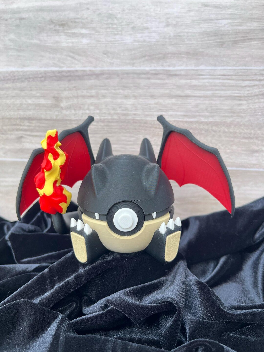 Pokemon - Shiny Charizard Ball - Etsy