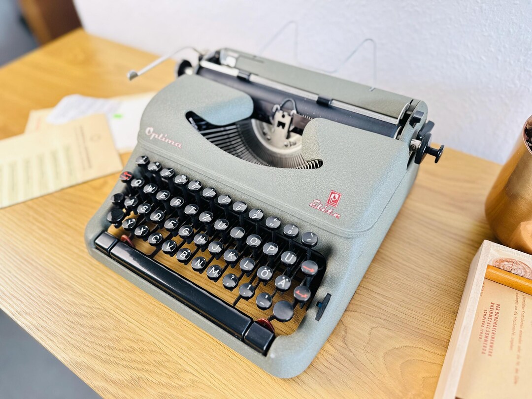 Optima Elite Vintage Typewriter – Gray, Perfect Condition, With Case - Etsy