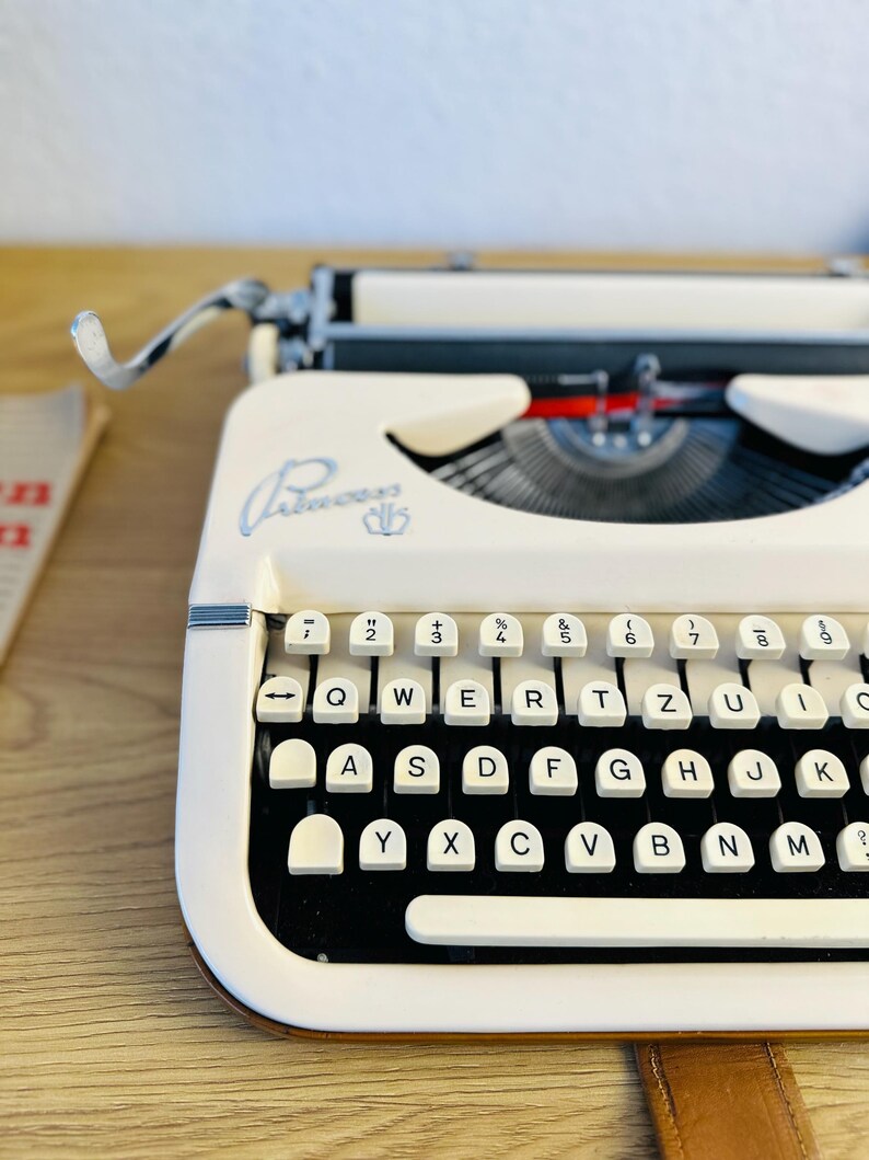 Antique Typewriter Princess Portable Typewriter – Beige, Working ...