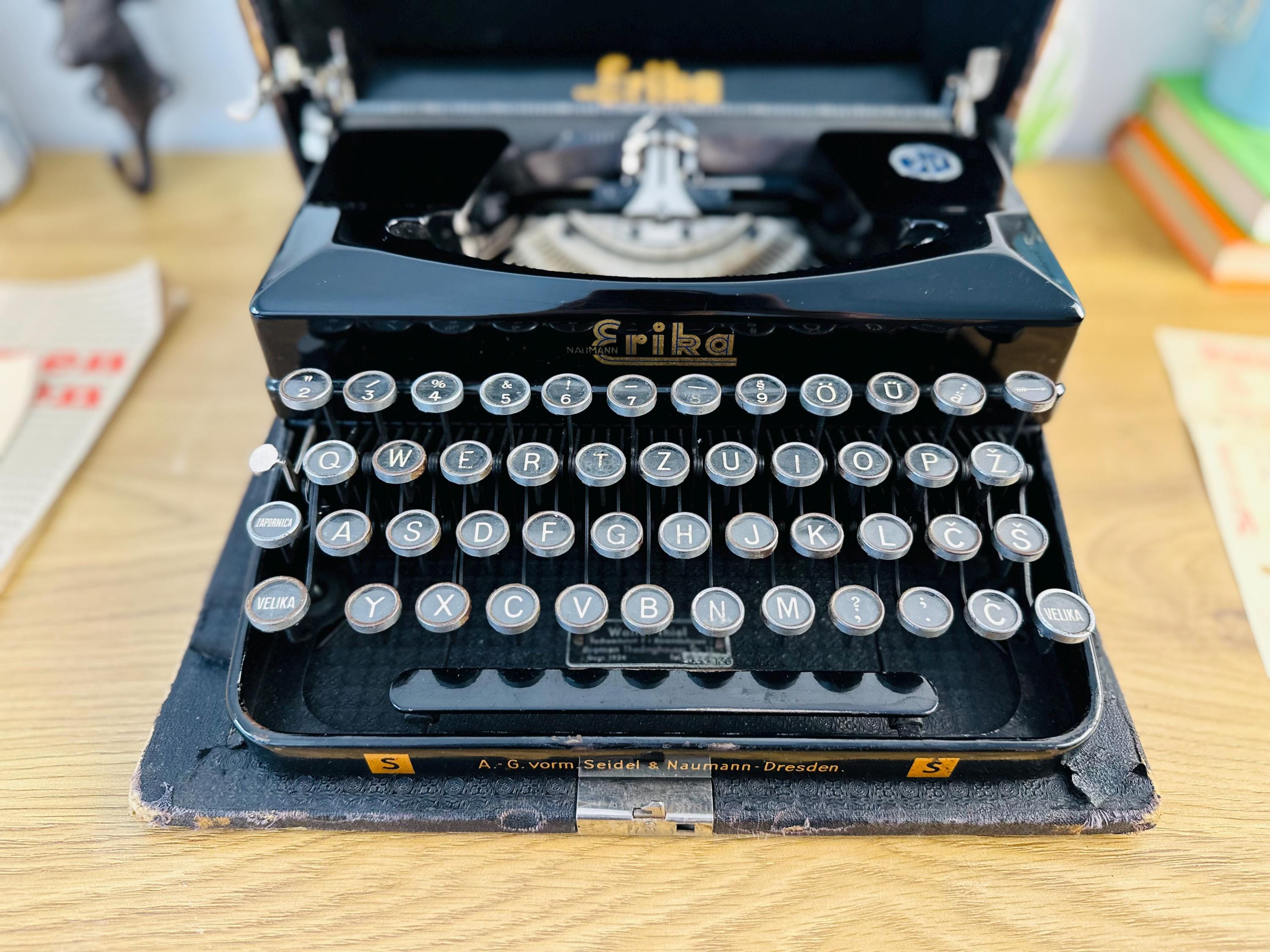 Erika Typewriter – 1930s, Fully Working, Vintage German Machine - Etsy