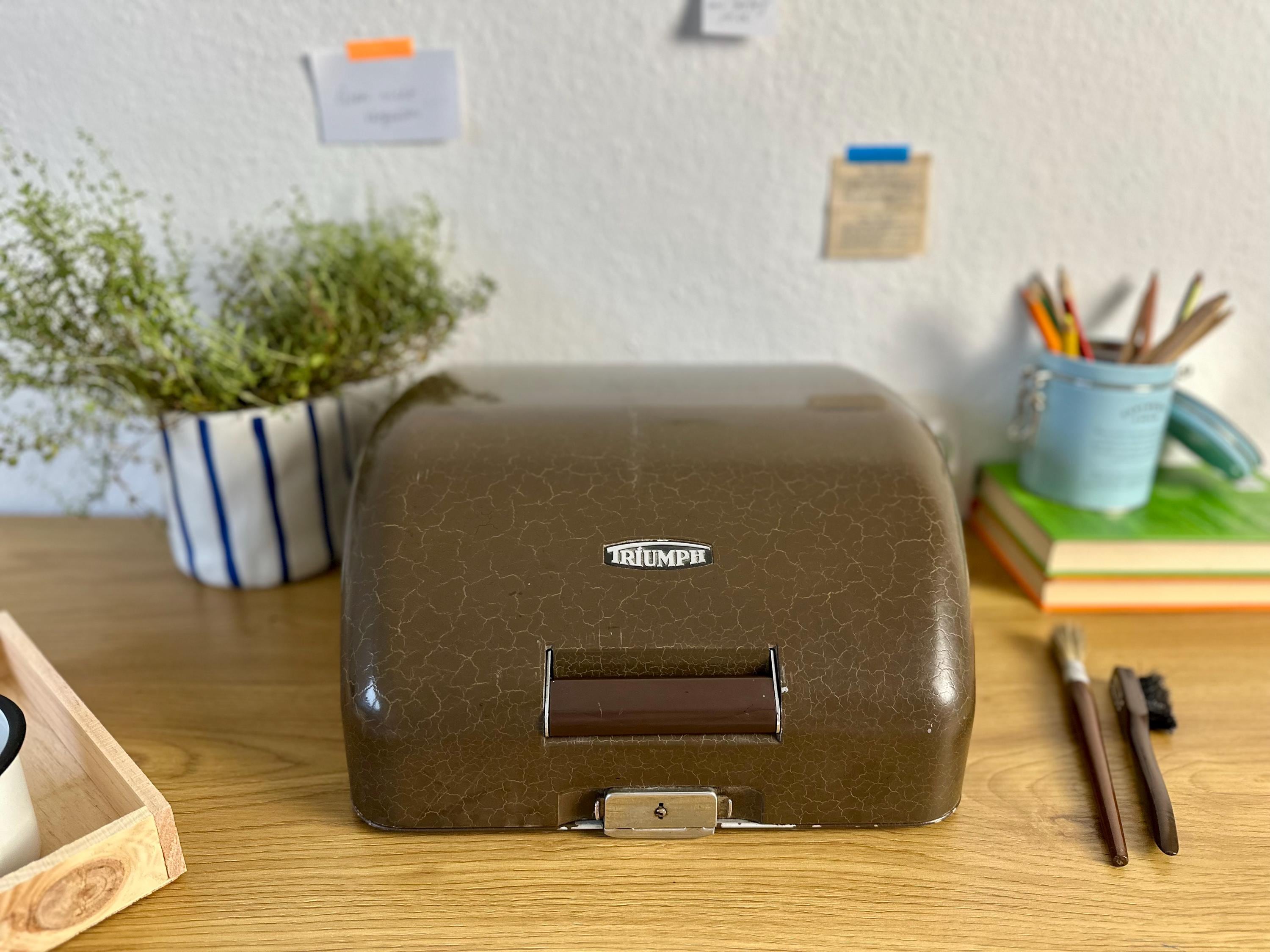 Vintage German Triumph Typewriter From the 1950s – Fully Working ...