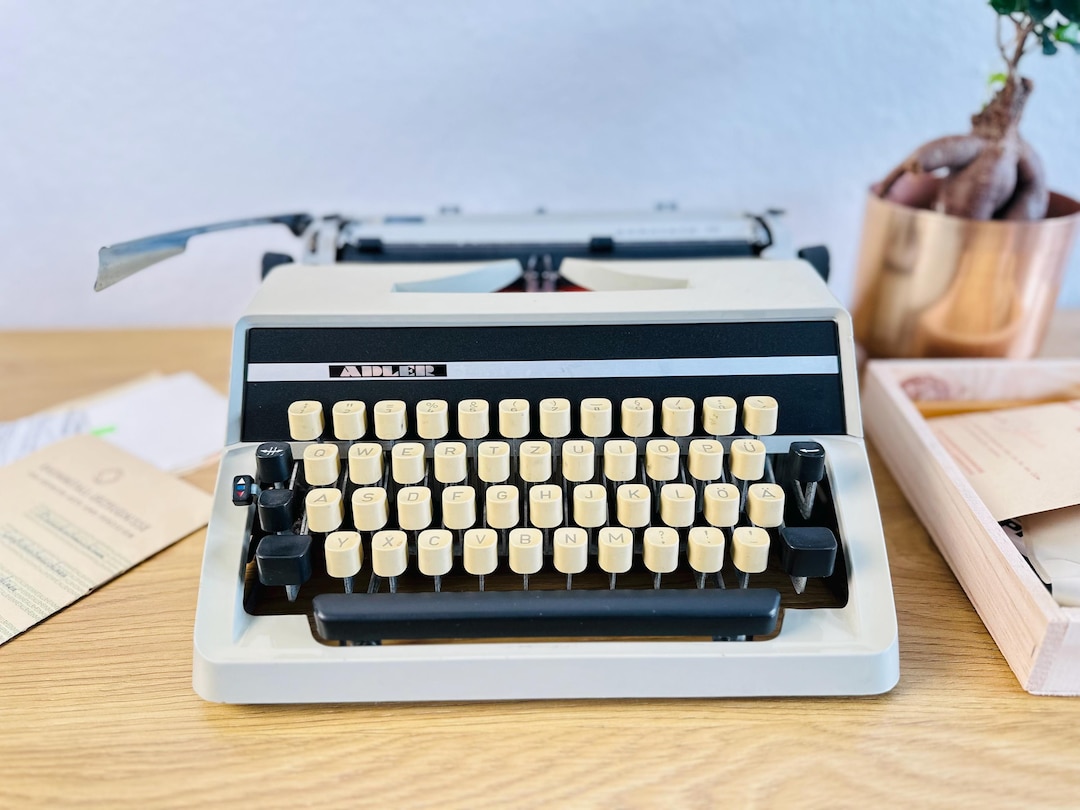 Adler Gabriele 10 Vintage Typewriter – Working Condition, Classic Retro ...
