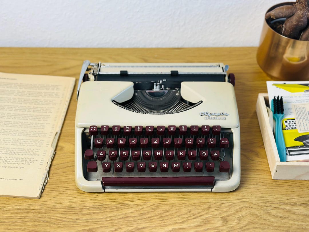 Olympia Splendid Typewriter – Working Condition - Etsy