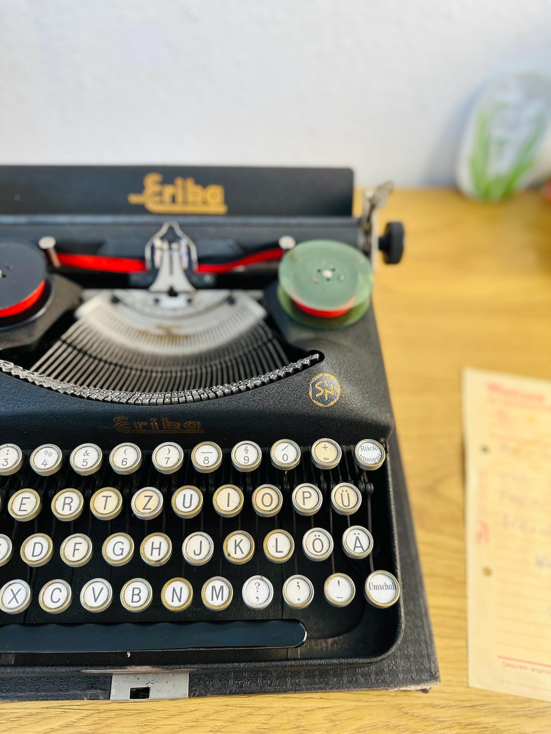Erika Typewriter – 1930s, Black, Original Case - Etsy