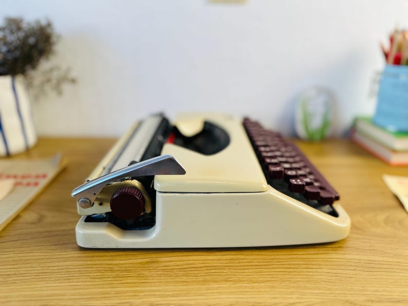 Vintage German Olympia Typewriter From the 1962s – Fully Working ...