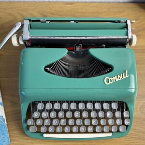 Consul Portable Typewriter – Turquoise, 1970s, Manual Antique ...