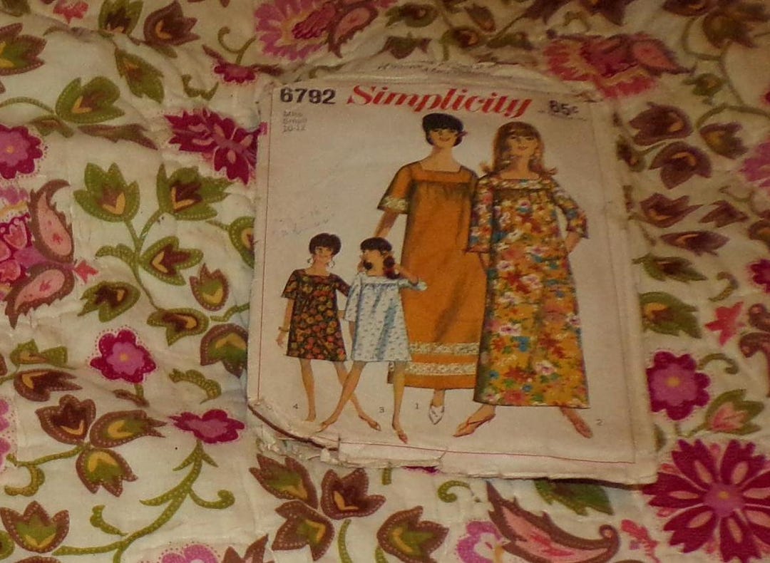 Vintage 60s Simplicity 6792 Small Size 10 12 Muu Muu House Dress Duster ...