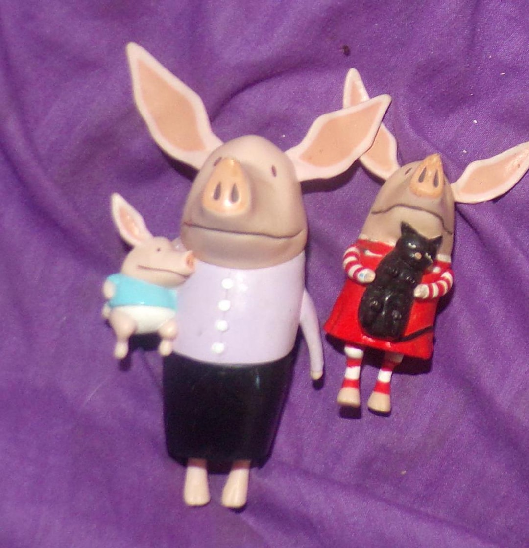Olivia the Pig and Mom Cake Topper Pvc Figures - Etsy