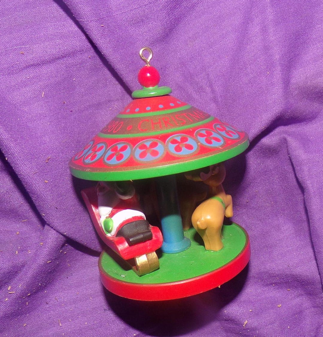 Vintage Carousel Merry Go Round Reindeer and Santa Claus Christmas Tree ...