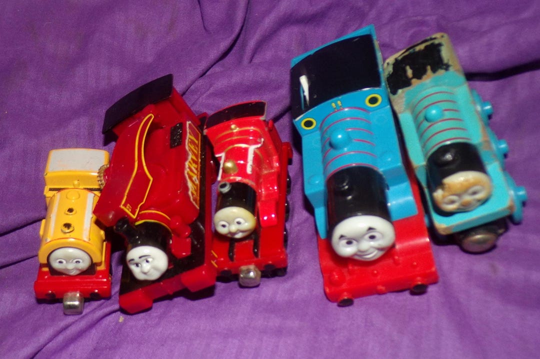 Vintage Thomas the Train Mini Figures Trains Wooden Plastic Metal 5 ...