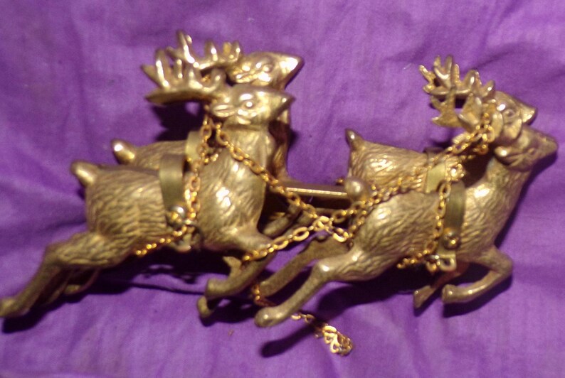 Vintage Metal Set of 4 Miniature Reindeer Repurpose With a Chain - Etsy