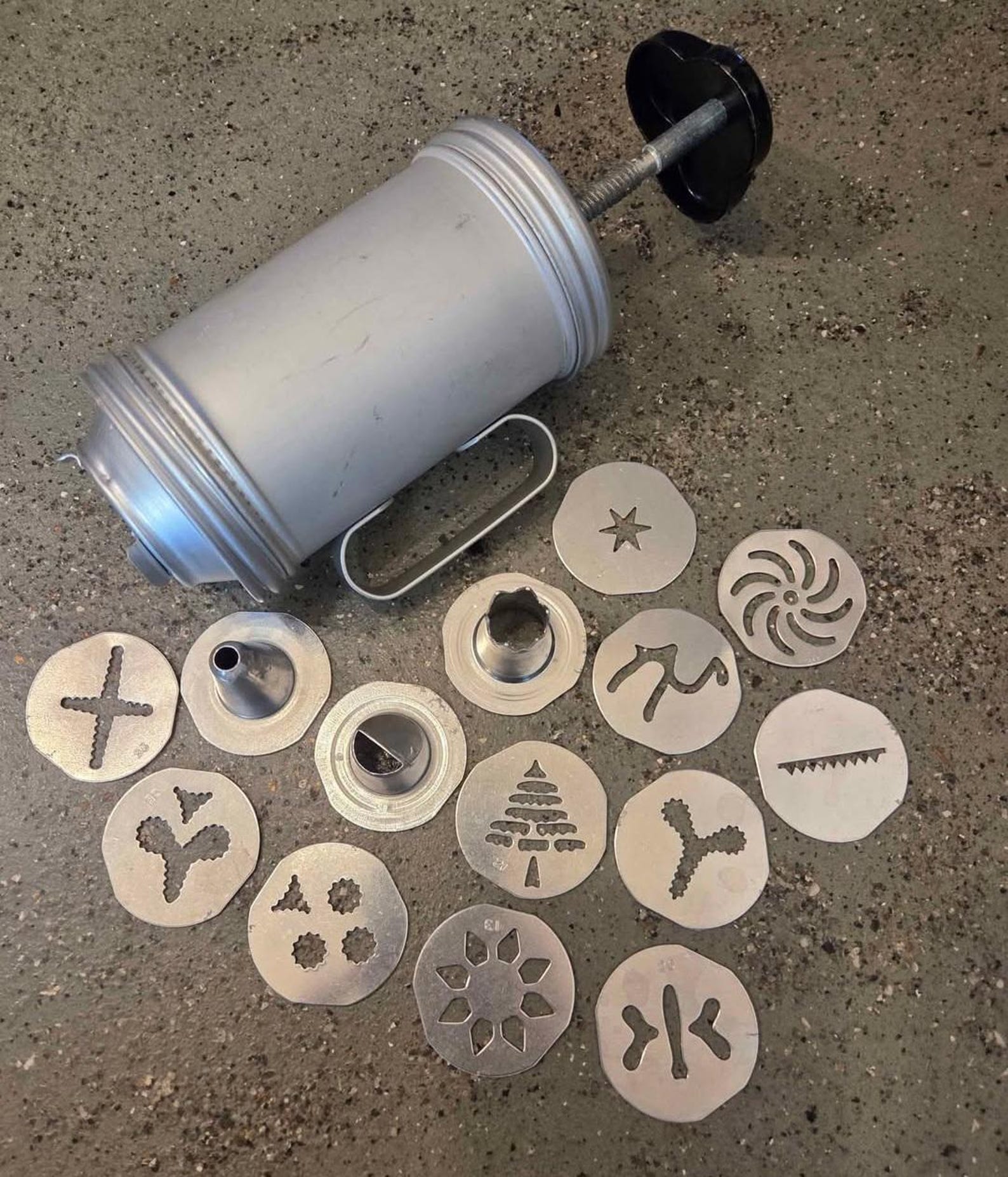 Vintage Mirro Cookie Press Set - Etsy