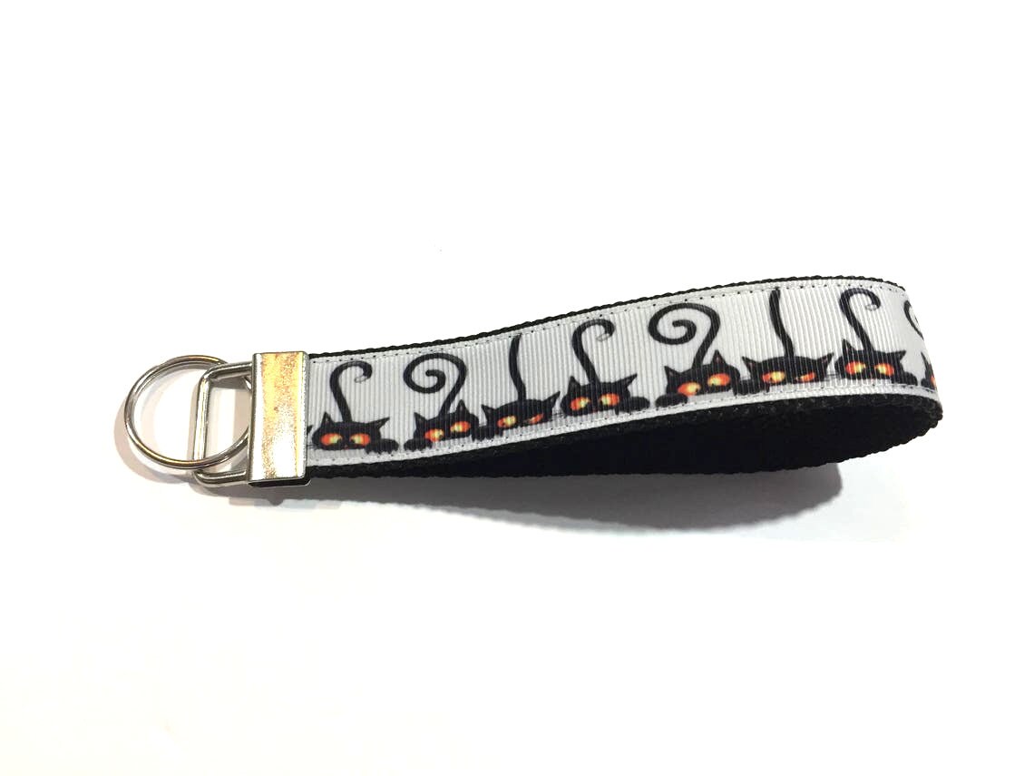 Keychain Black Cats With Their Tails in the Air Keychain - Etsy