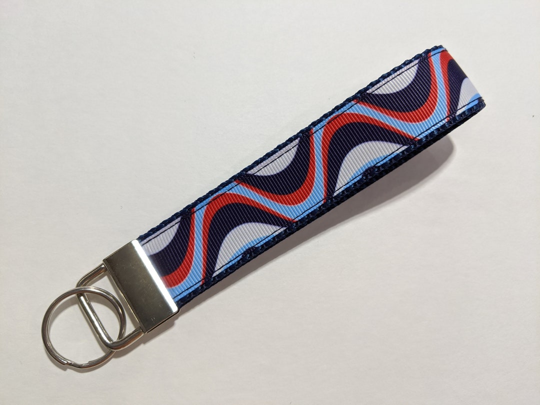 Retro Wavy Stripes Wristlet Keychain: Handle Style Key Ring, (1" Wide ...