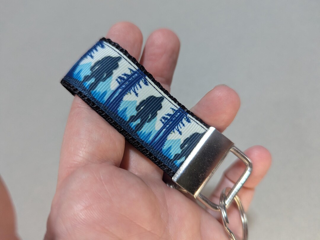 Bigfoot Keychain: Sasquatch Finger Key Ring, Zipper Pull, (1" Wide) - Etsy