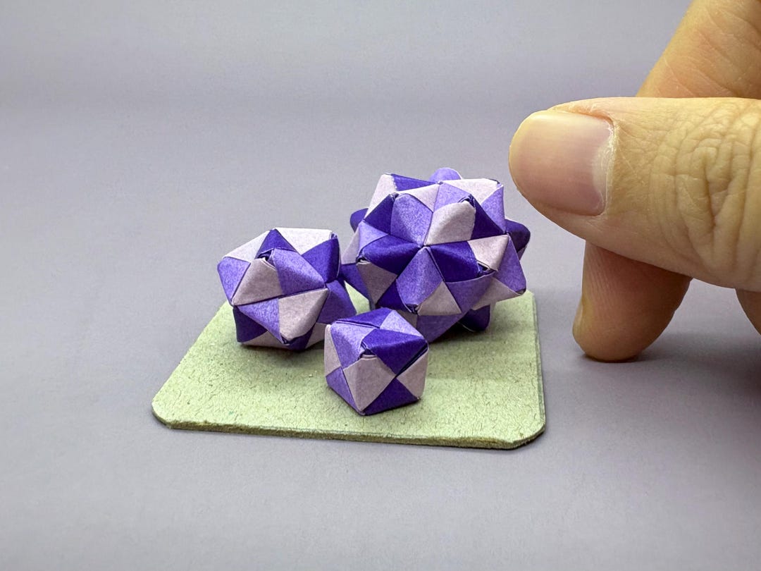 Sonobe Modular Origami Miniature - a Set of Three - Triple Gem Kusudama ...