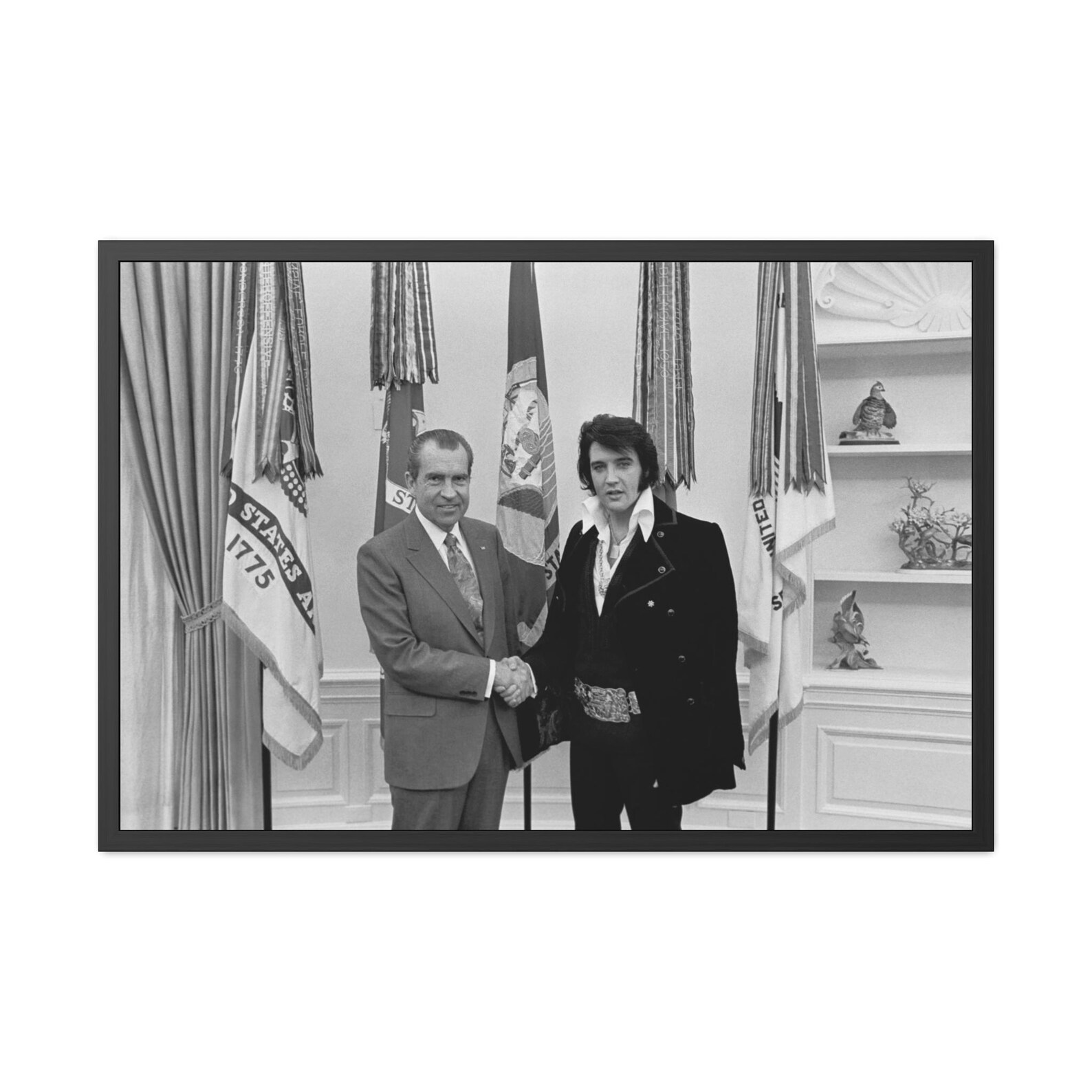 Richard M. Nixon and Elvis Presley at the White House - Historic 1970s ...