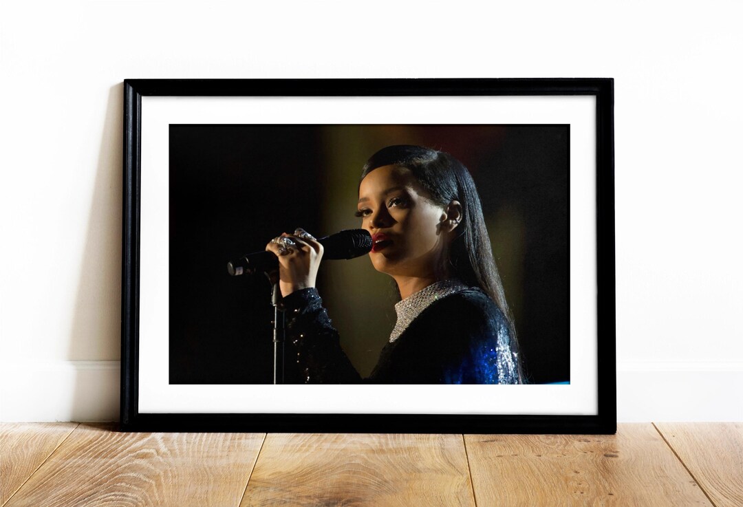Rihanna Poster - Digital Download - Iconic Pop Star Art - Modern ...