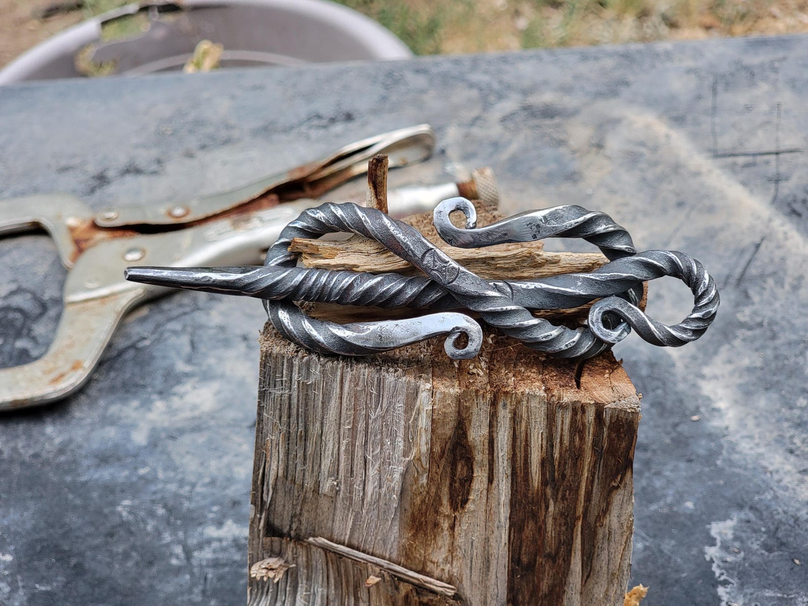 Hand Forged Twisted Hair Pin by Alternian Vorpalist - Etsy