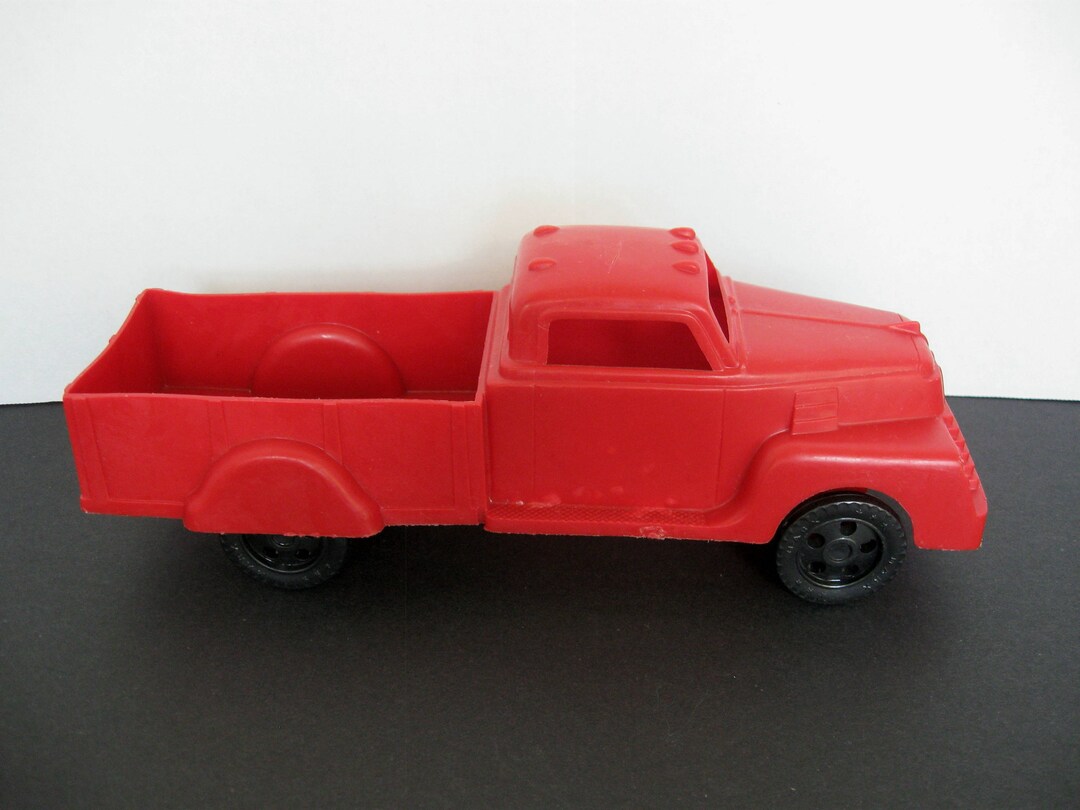 Vintage Marx Red Plastic Pickup Truck - Marx Toy Delivery Service Truck ...