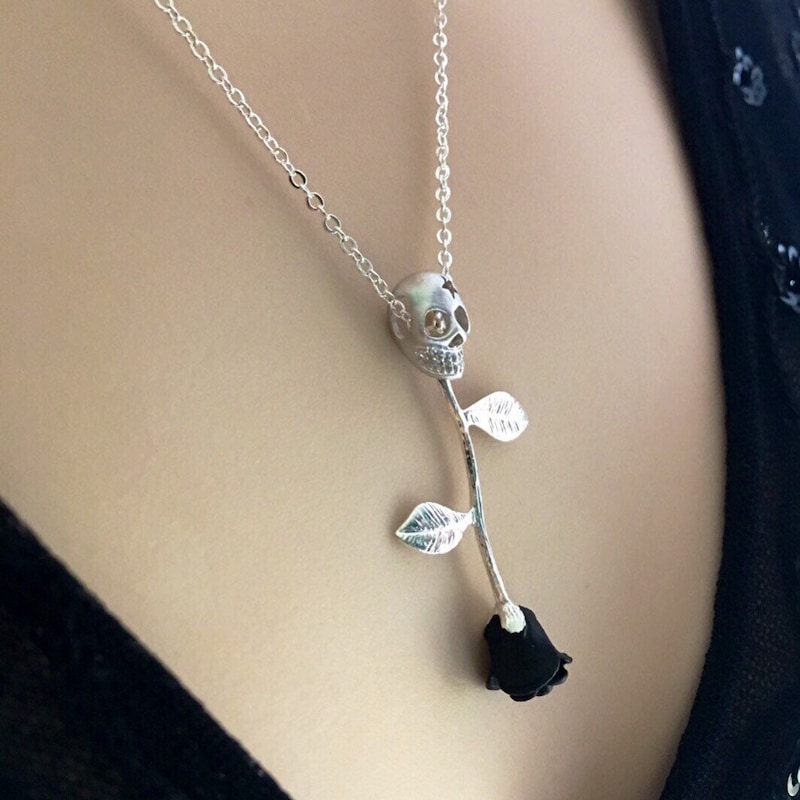 Black Rose Necklace - Etsy