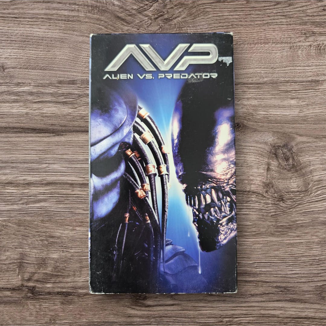 Alien Vs Predator AVP (VHS, 2004) - Etsy