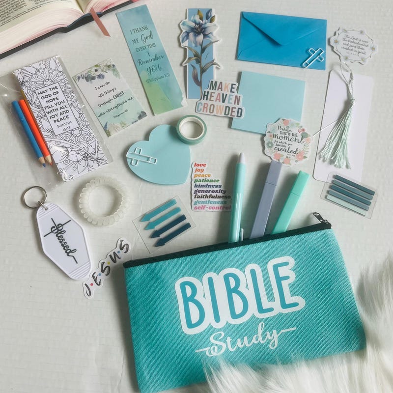 Bible Study Gift - 60+ Gift Ideas for 2025