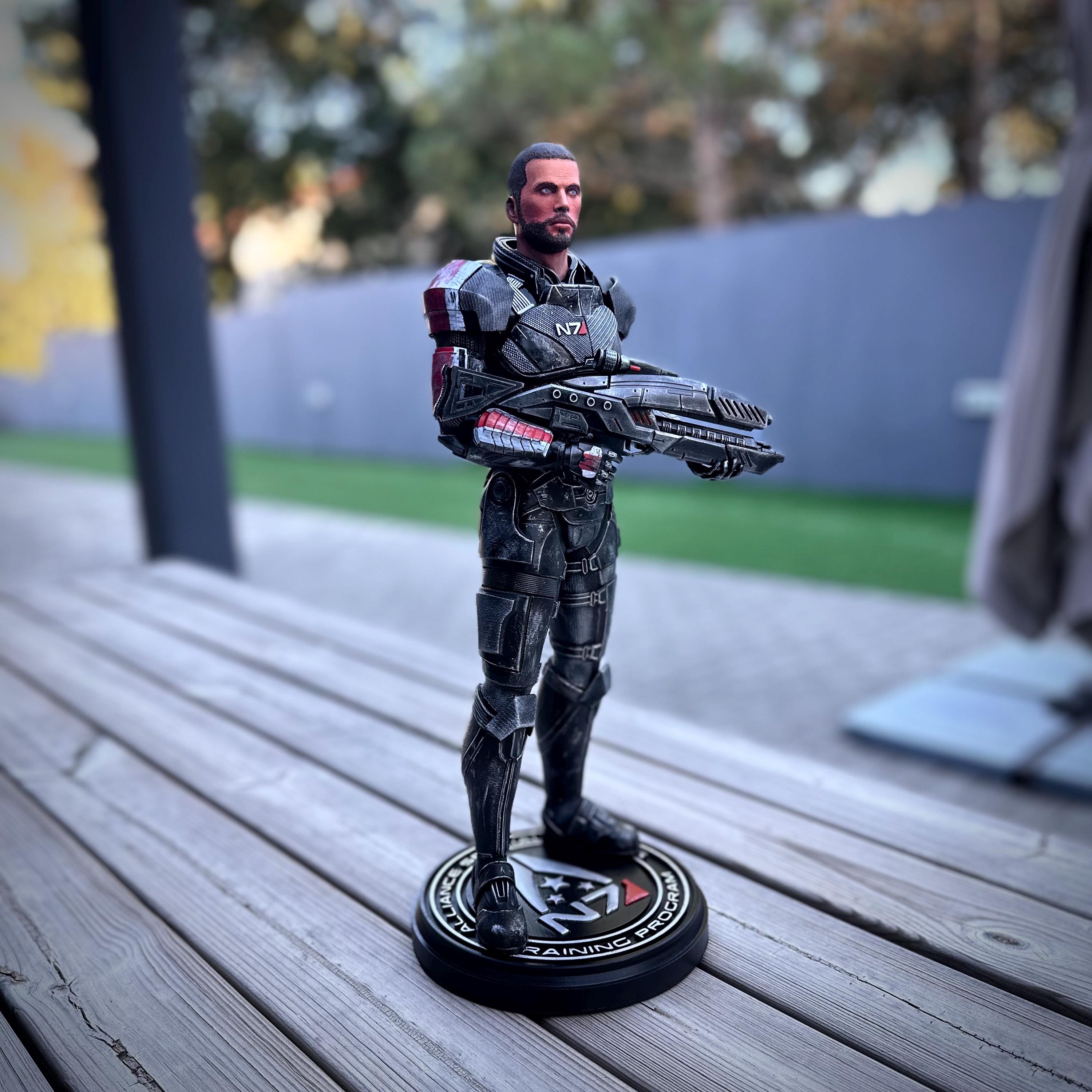 Commander Shepard Mass Effect Figure - Statue REAL PHOTO No AI - Etsy