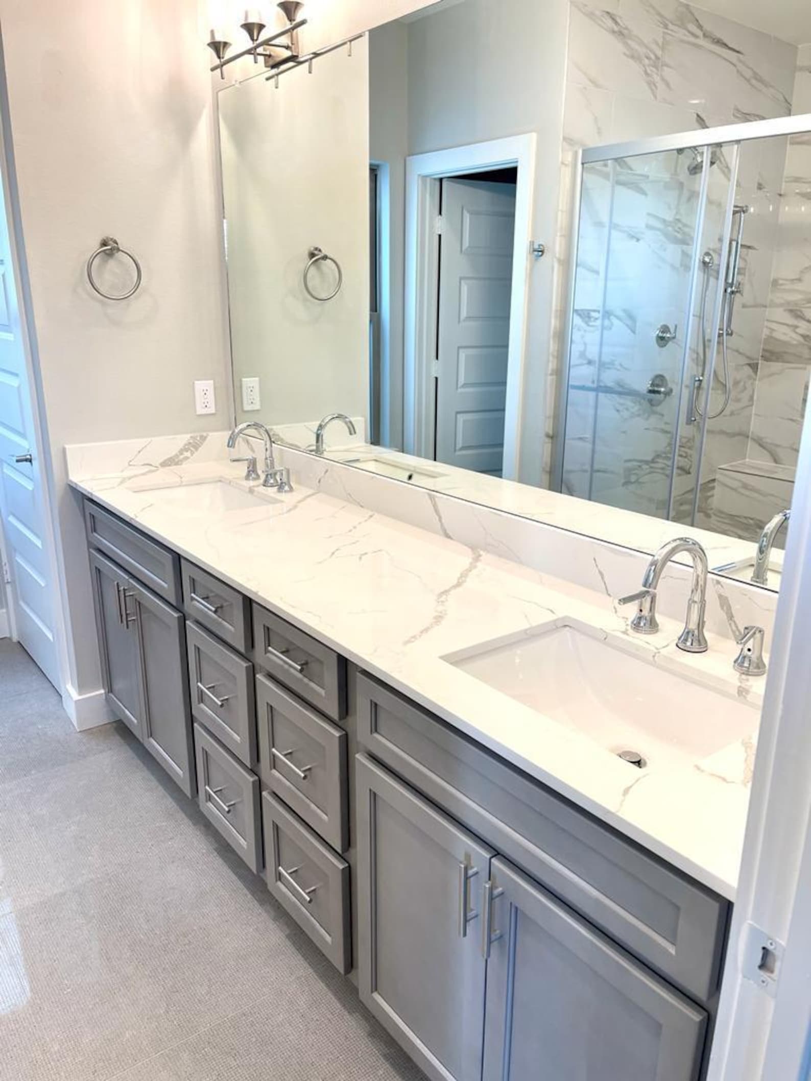 Custom Quartz Countertop Bathroom Vanity Sink Single Sink Vessel
