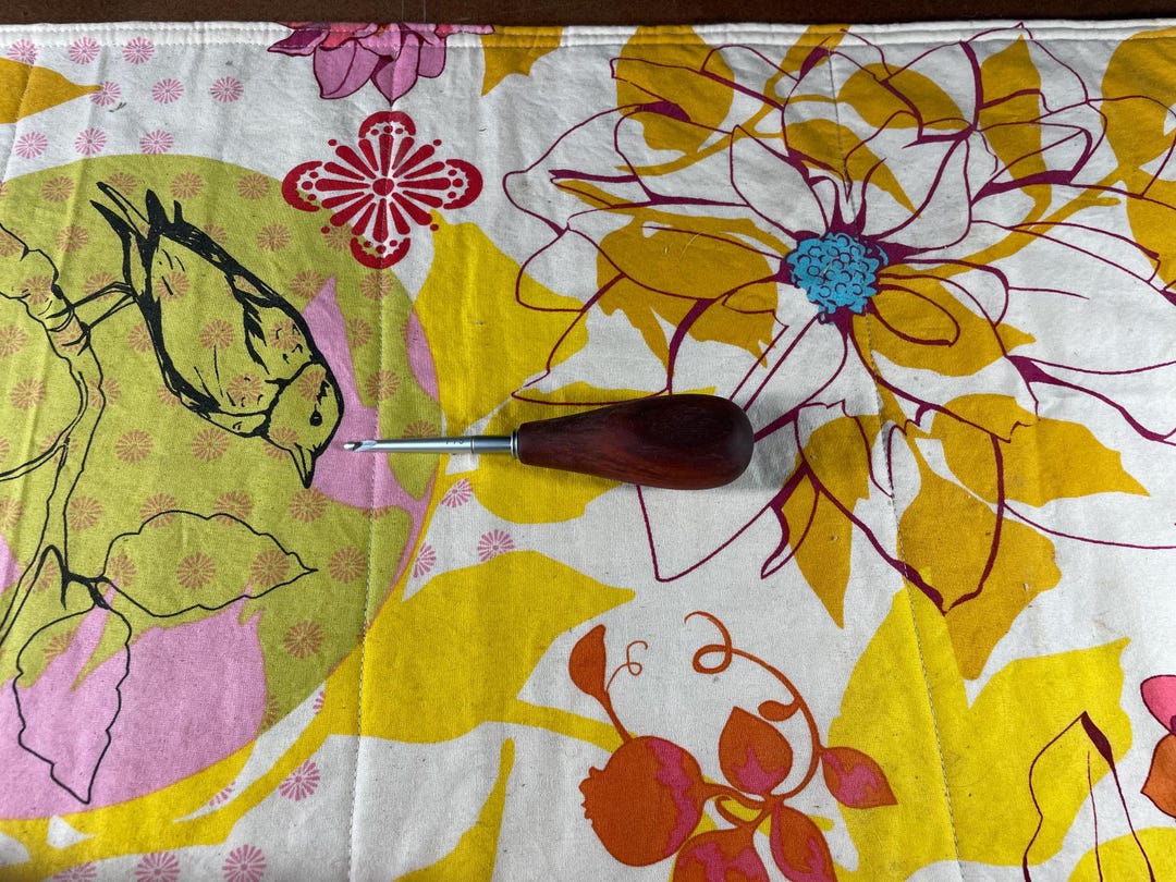 Short and Stubby Handcrafted Crochet Hook Handle - Etsy