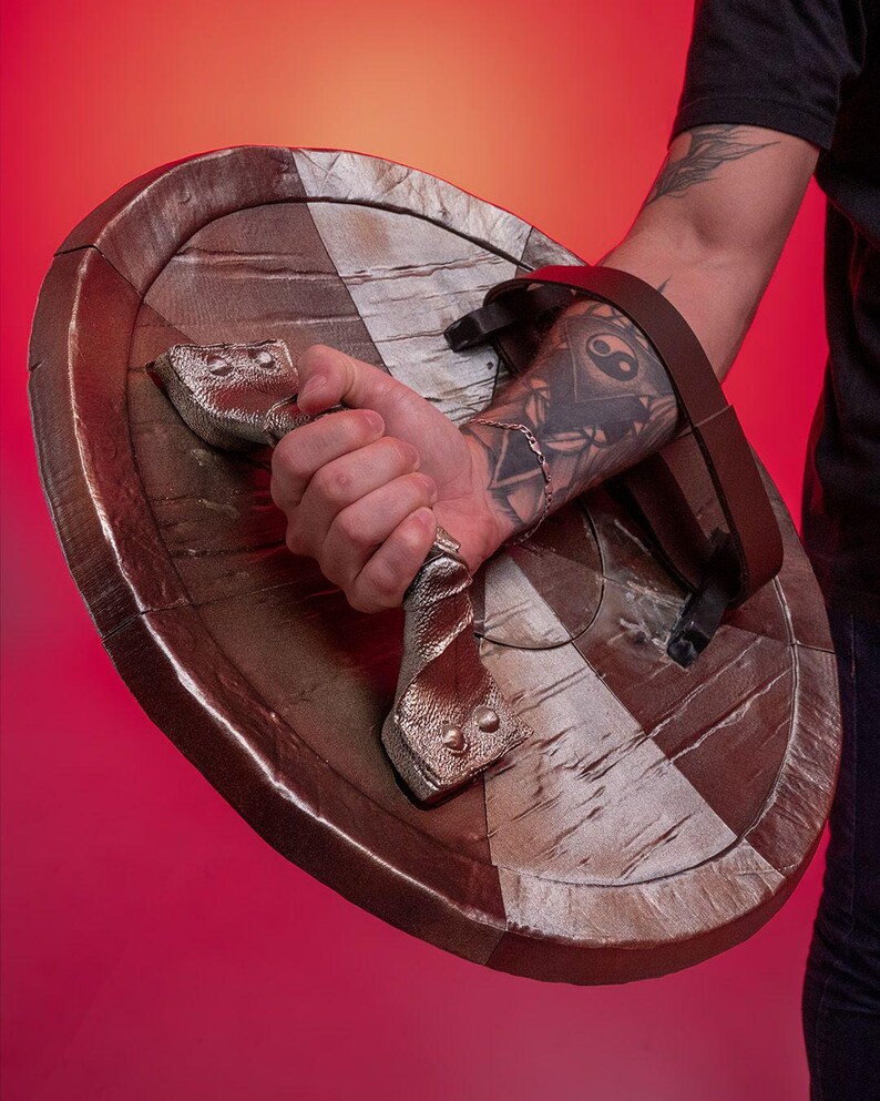 Freya's Shield – 3D Printed Viking Decor With Norse Runes - Etsy