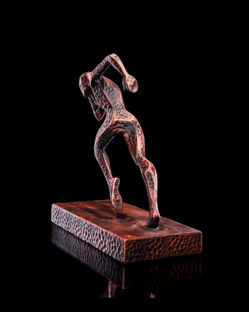 3D Printed Athlete Statue – Hand-painted Bronze Look Runner Decor - Etsy