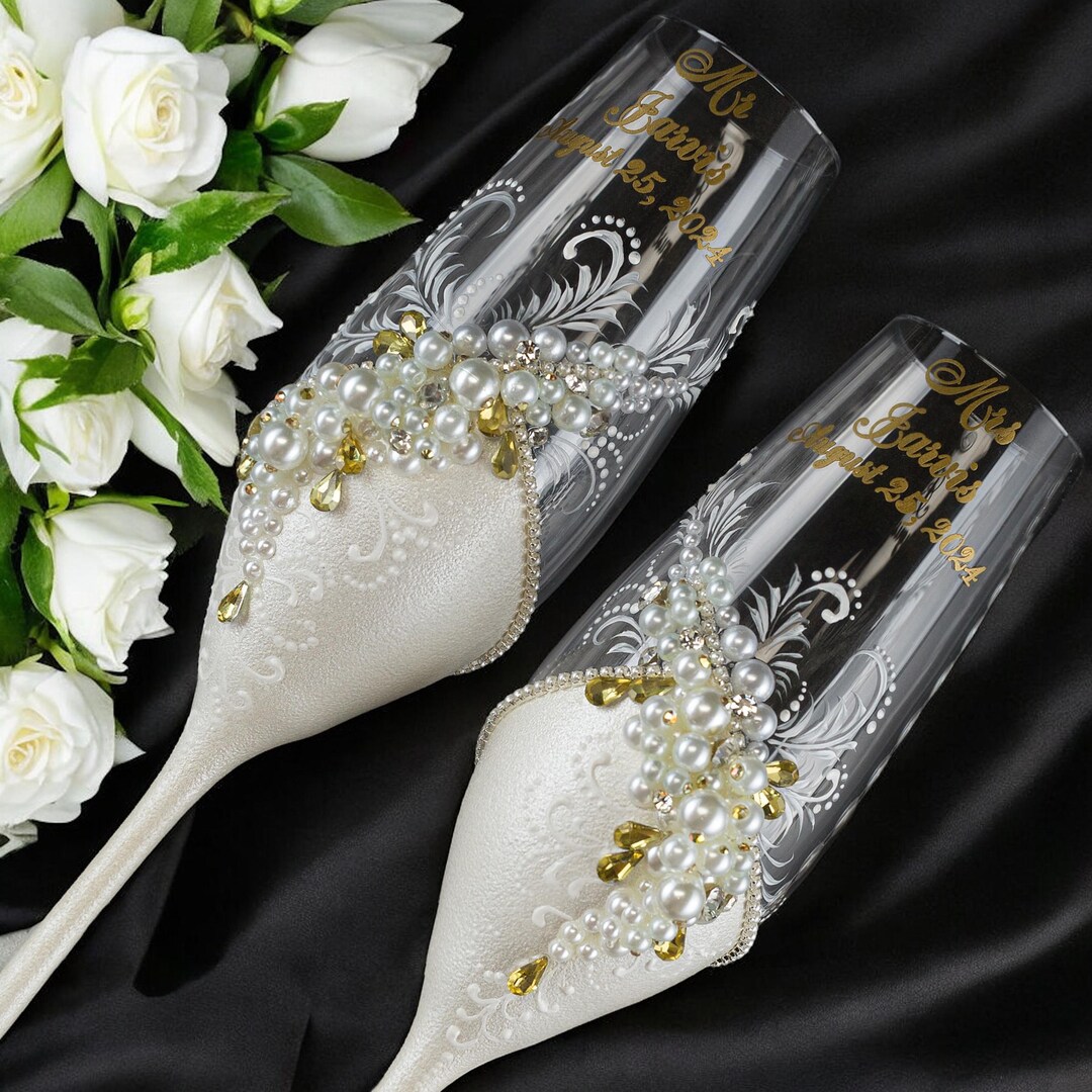 Complete Wedding Accessories Set for Bride and Groom, Personalized ...