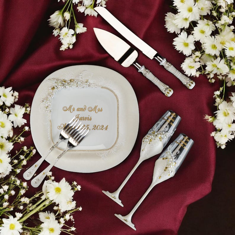 Complete Wedding Table Set With Personalized Plate, Glasses, Candle and ...