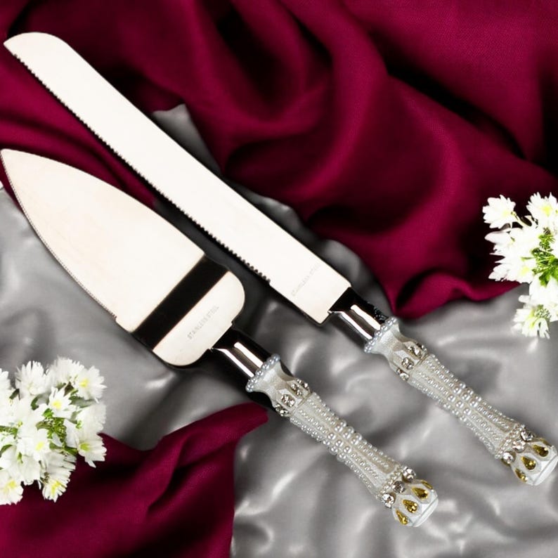 Complete Wedding Table Set With Personalized Plate, Glasses, Candle and ...