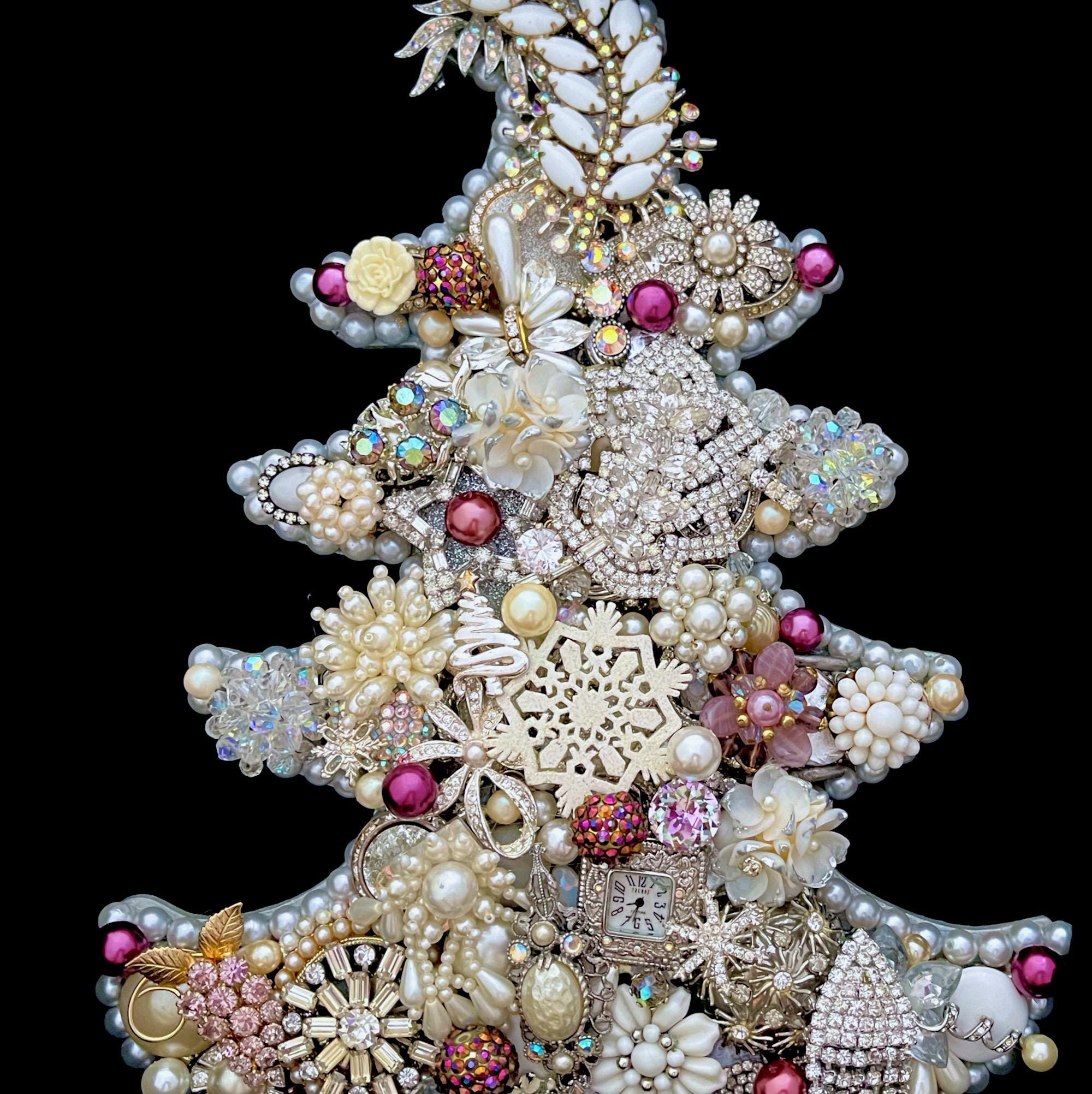 Vintage Jewelry Christmas Tree, Holiday Christmas Tree Wall Art ...