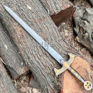 Knight Templar Damascus Steel Replica Sword – Handcrafted Medieval ...