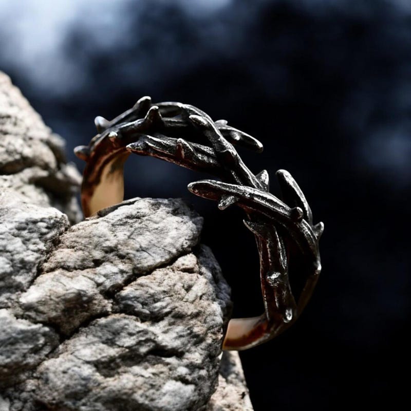 Thorn Ring - Etsy