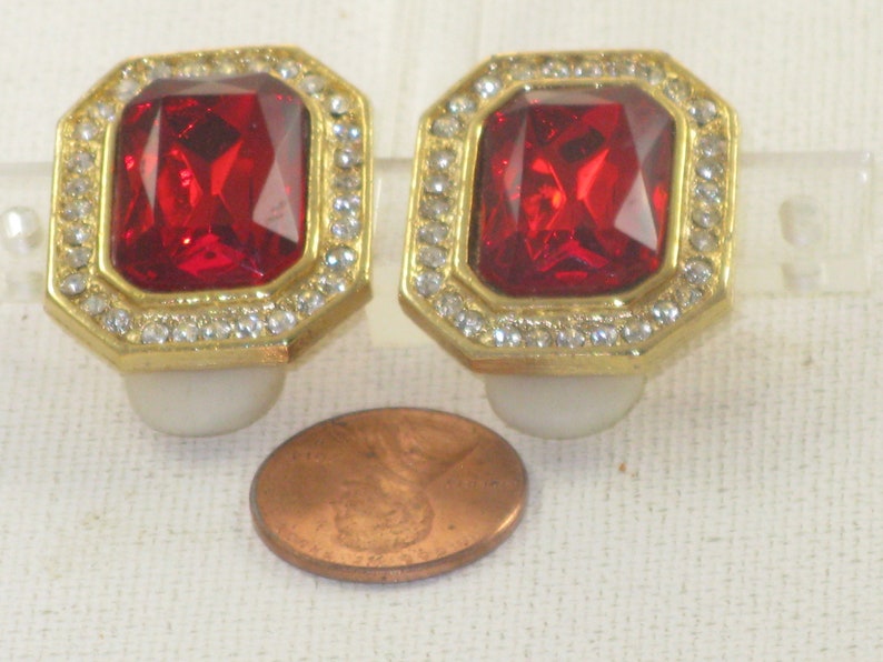 Vintage Red and Clear Rhinestone Gold Tone Clip Earrings (E-1-1) - Etsy