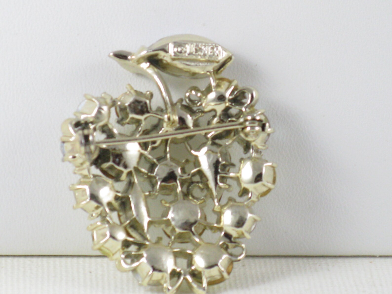 Vintage Lisner Gold Tone AB Rhinestone Apple Brooch Pin (B-1-6) - Etsy
