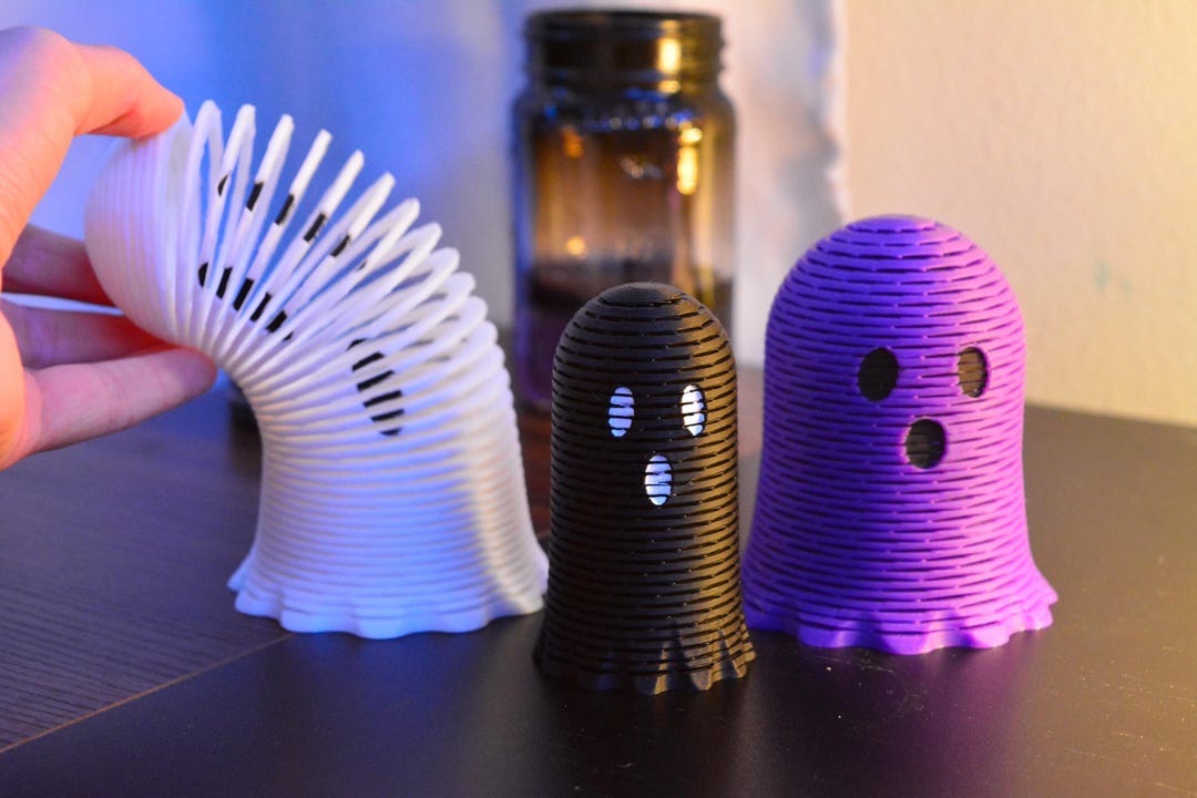 Slinky Ghosts - 3D Print - Etsy