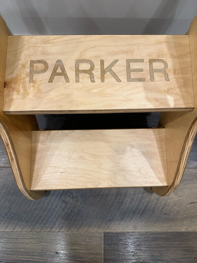 Personalized Giraffe Step Stool: Custom Engraved Wooden Kids Stool ...