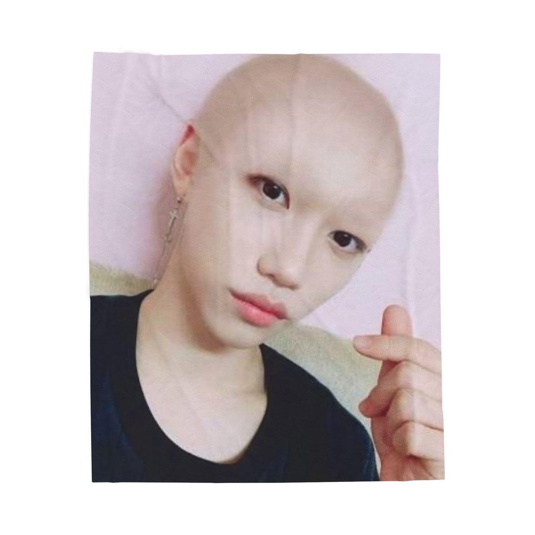 Stray Kids Felix Funny Meme Blanket - Bald Felix Plush Blanket, K-pop ...
