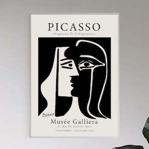 Pablo Picasso Kiss Print, Pablo Picasso, Monochrome Exhibition Art ...