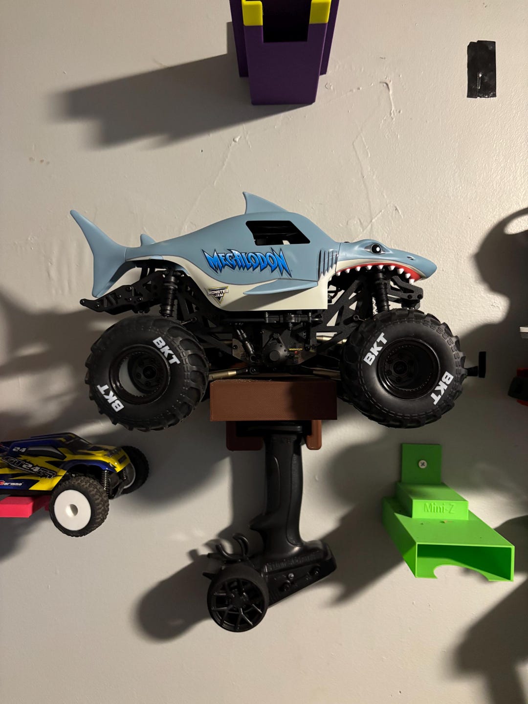 Losi Mini Lmt Wall Hanger + Radio Holder - Etsy