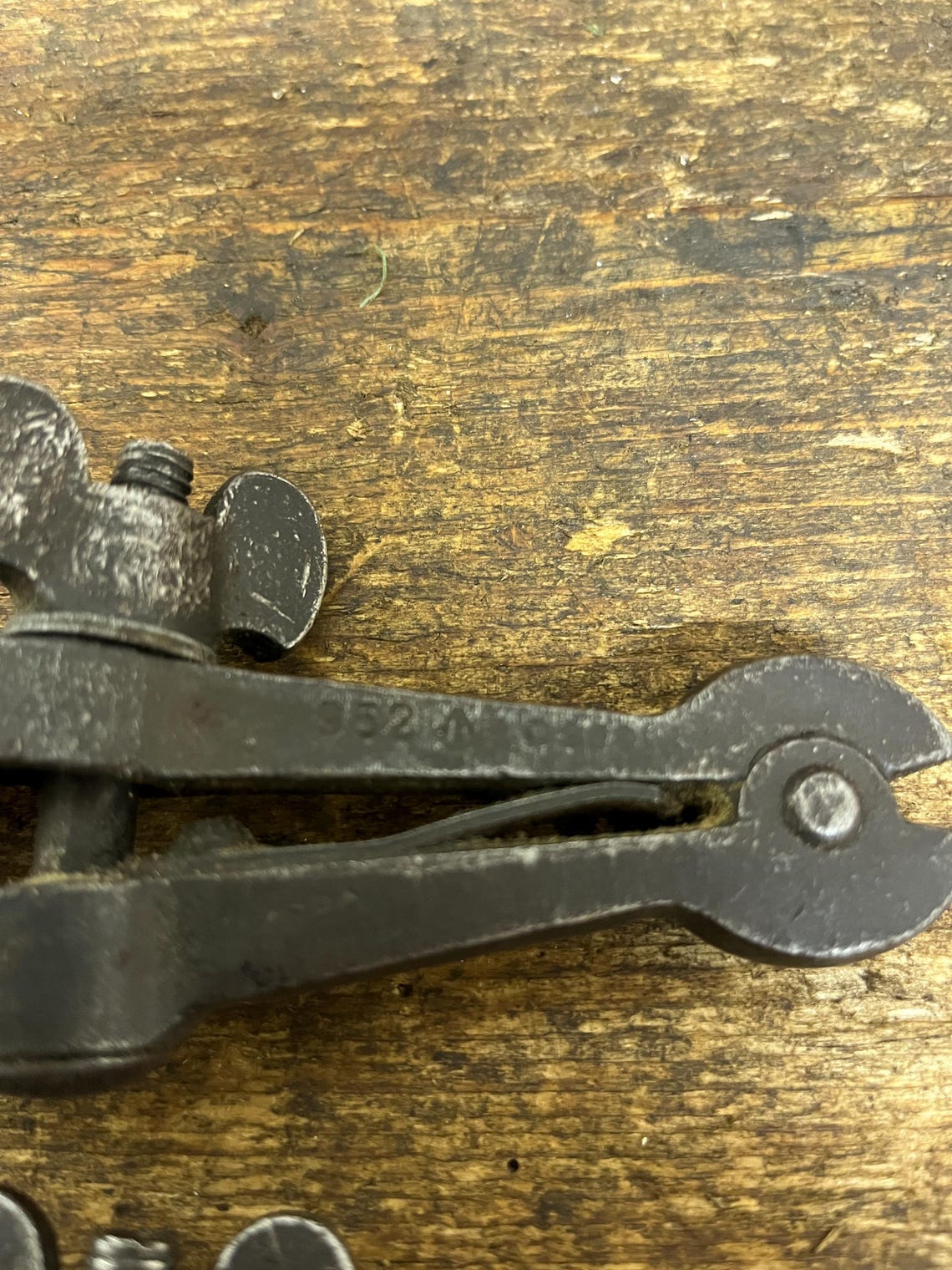 X2 Ww2/military Era Collectors Hand Vice/clamp Arrow Stamp 952 Shelley ...